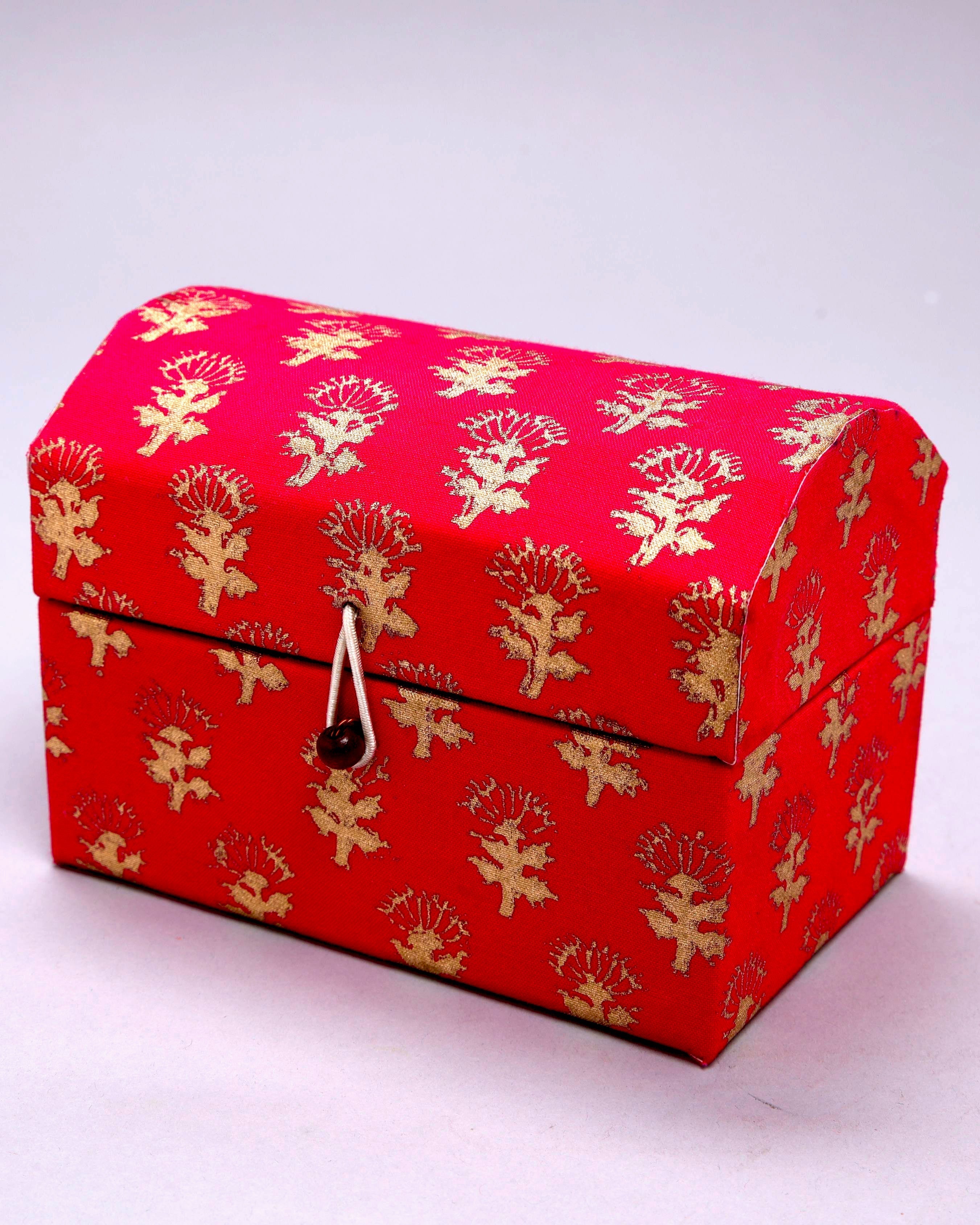 Vivacious Treasure Chest Jewellery Box – Aachho.co